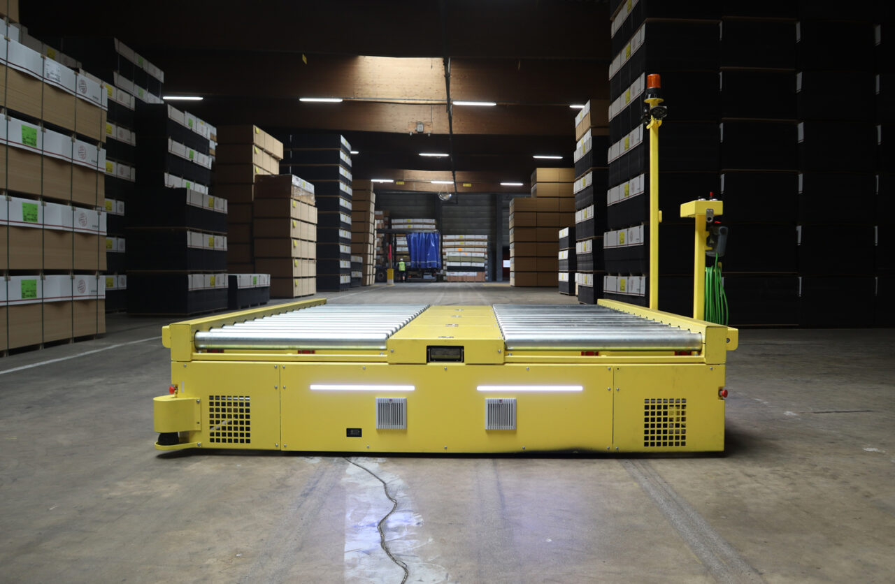 ATI heavy load AGV with epic power Bidirectional DC/DC converter