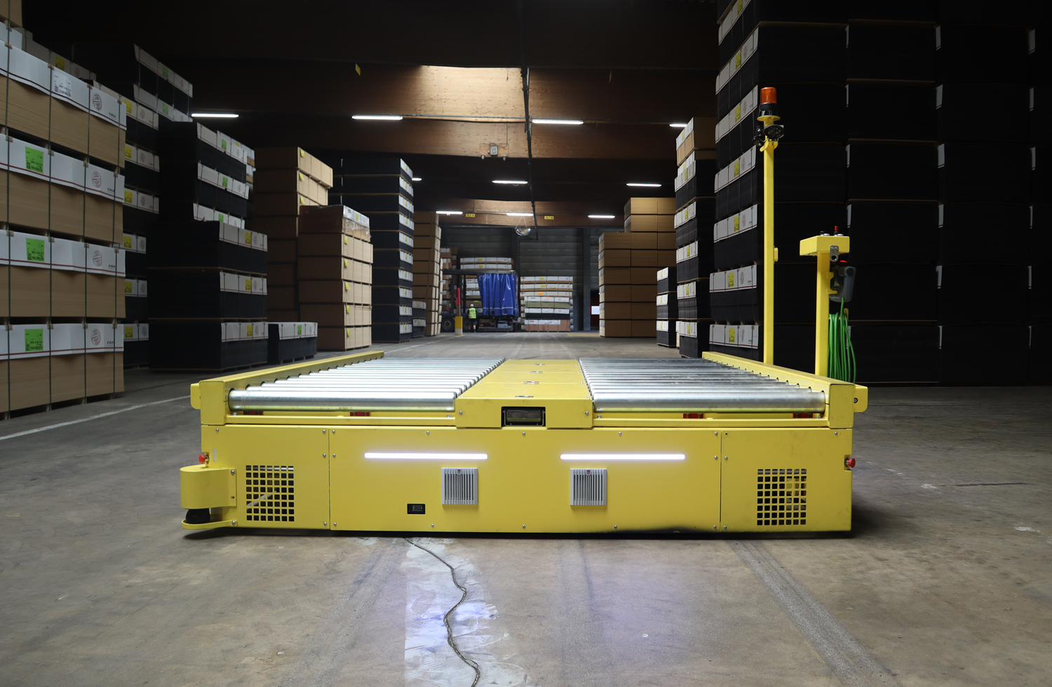 ATI heavy load AGV with epic power Bidirectional DC/DC converter